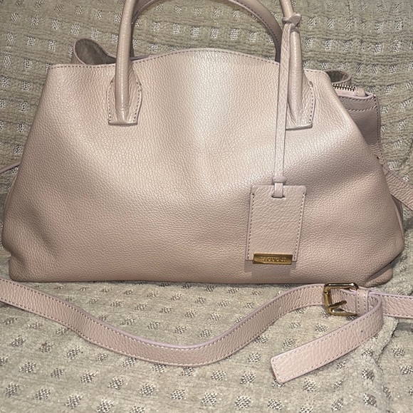 Iacucci made in Italy | Bags | Iacucci Beige Leather Satchel Handbag ...